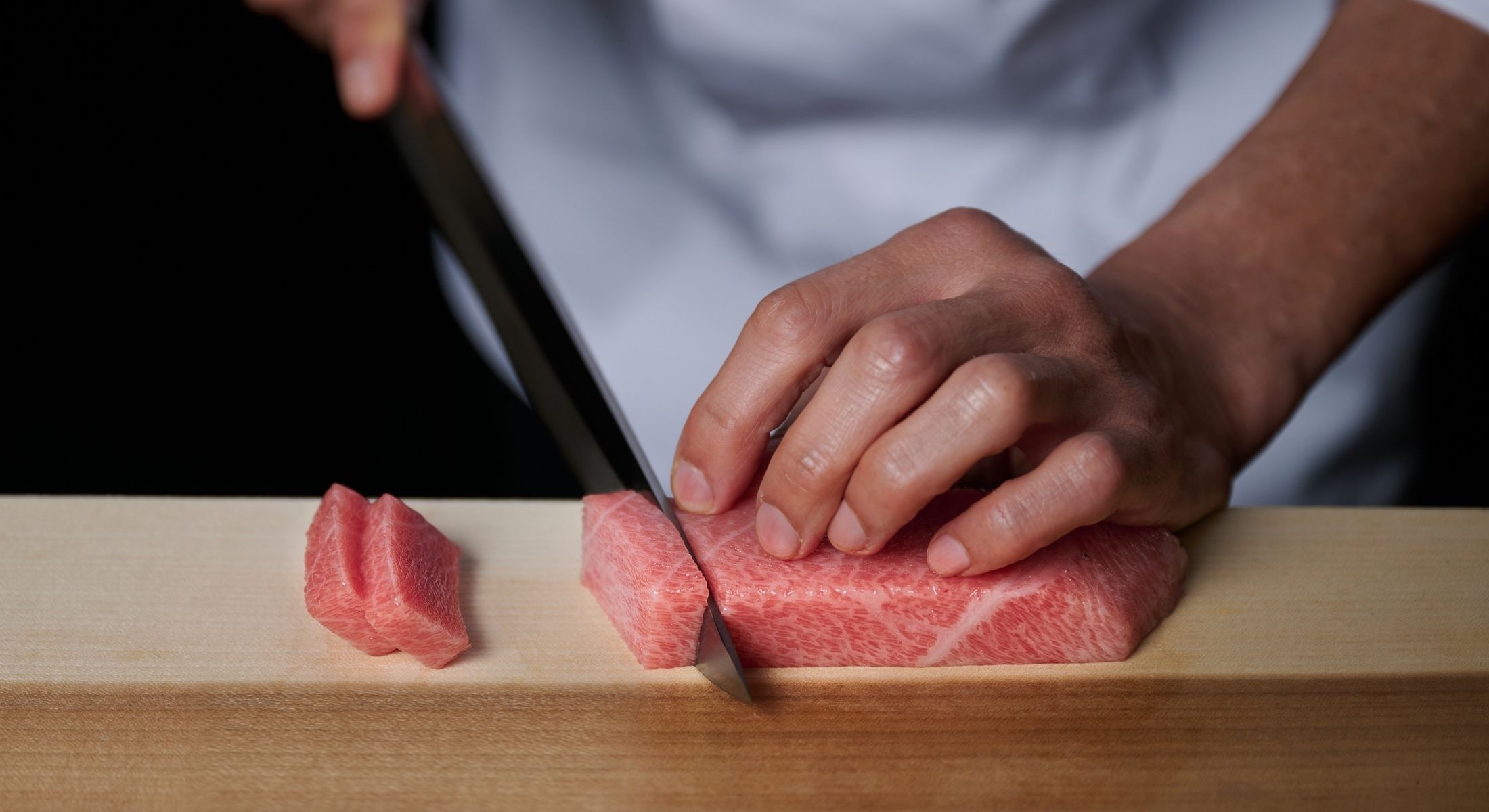 Mikuni, Japanese Restaurant | Fairmont Singapore